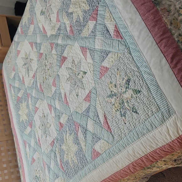 Bedding | Queen Or Full Size Quilt | Poshmark
